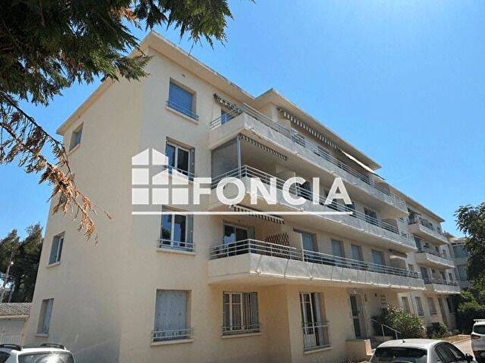 Notre Dame des Routes, Toulon : Appartement 4 pièces à louer