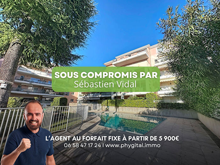 Appartement à vendre - Cagnes-sur-Mer, Centre-ville - 2 pièces - 1 chambre