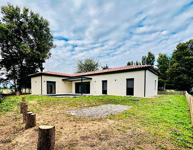 Maison à vendre - Ambonil - 5 pièces - 4 chambres