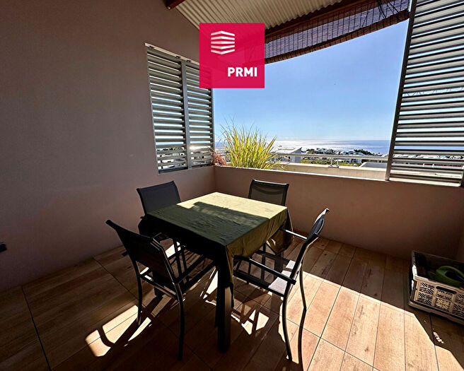 Saint-Paul, Saint-Gilles les Hauts : Appartement 2 pièces à vendre