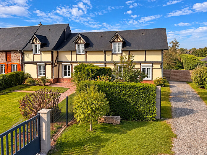 Maison 10 pièces à Grainville-sur-Ry, à vendre