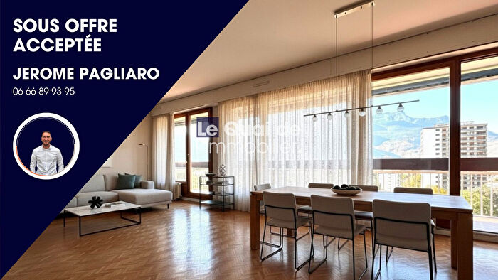 Appartement à vendre - Saint-Égrève, Barnave - 6 pièces - 4 chambres