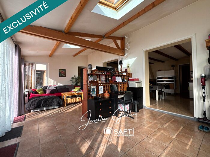 Maison à vendre - Jossigny - 5 pièces - 3 chambres