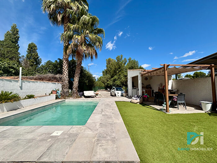 Maison à vendre - Montblanc - 5 pièces - 4 chambres