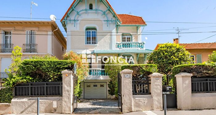 Maison à vendre - Saint-Raphaël, Centre-ville - 6 pièces - 3 chambres