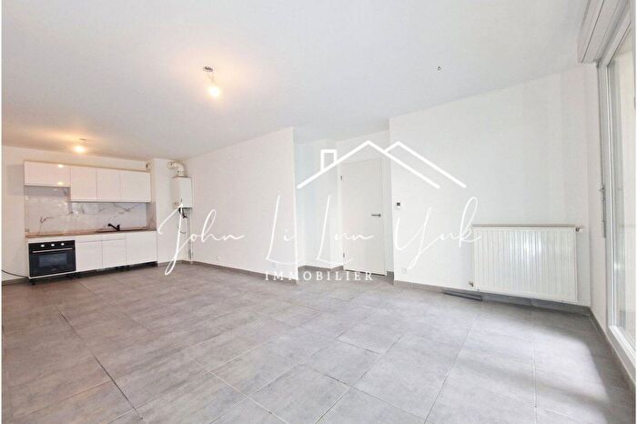 La Chasse, Beauchamp : Appartement 3 pièces à louer