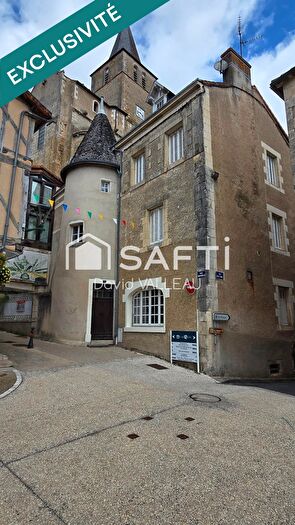 Maison à vendre - Montmorillon - 8 pièces - 5 chambres