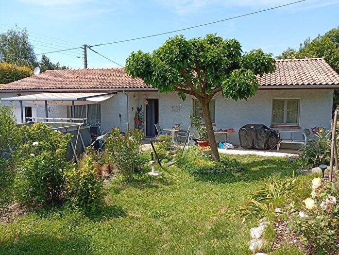 Maison à vendre - Saint-Jean-du-Falga - 5 pièces - 4 chambres