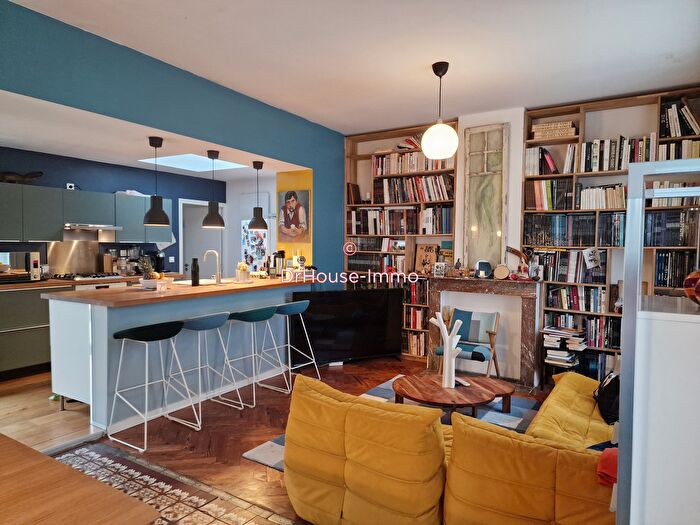 Villeneuve-d'Ascq, Poste, Annappes, Brigode - Maison 9 pièces à vendre