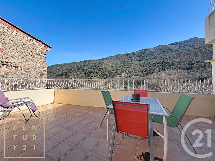 Maison à vendre - Estoher - 8 pièces - 5 chambres