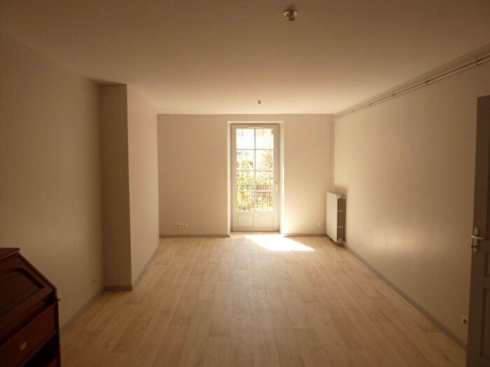 Appartement 4 pièces à Centre-Halles Carnot, Limoges, à louer