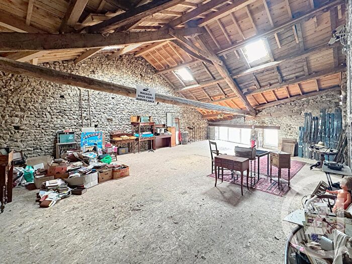 Maison à vendre - Fix-Saint-Geneys - 1 pièce