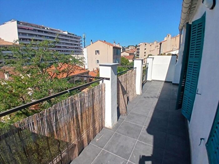 Appartement à louer - Marseille e , Saint-Lambert - 2 pièces - 1 chambre