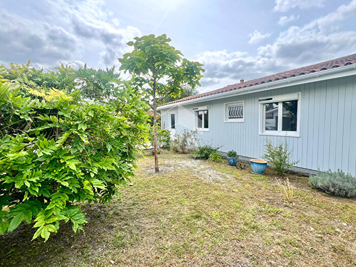 Maison à vendre - Hostens - 4 pièces - 2 chambres