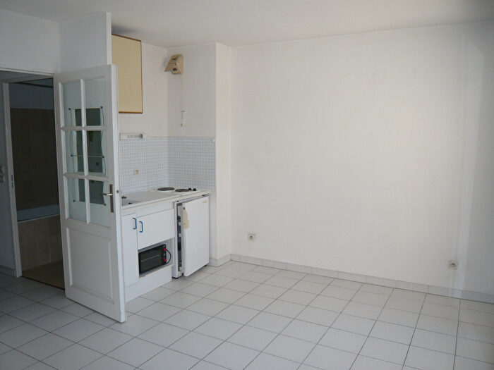 Appartement 1 pièce à Montpellier, Les Beaux Arts, à louer
