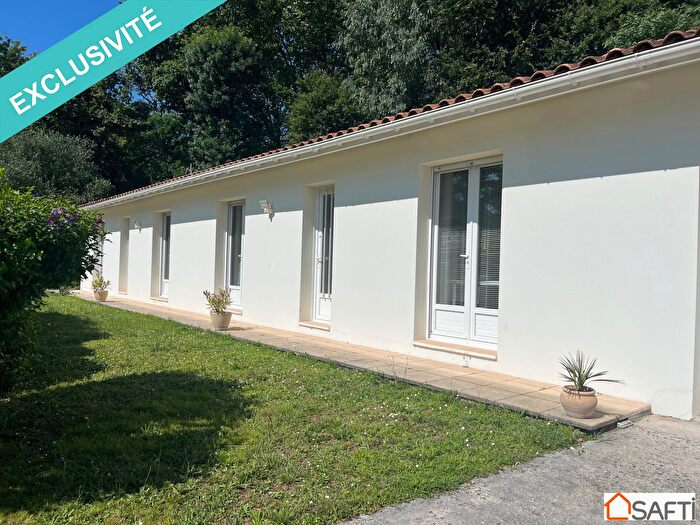 Maisons à vendre et appartements à louer - 1