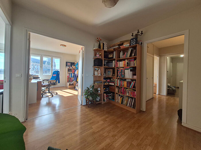 Appartement à vendre - Tourcoing, Centre-ville - 4 pièces - 3 chambres
