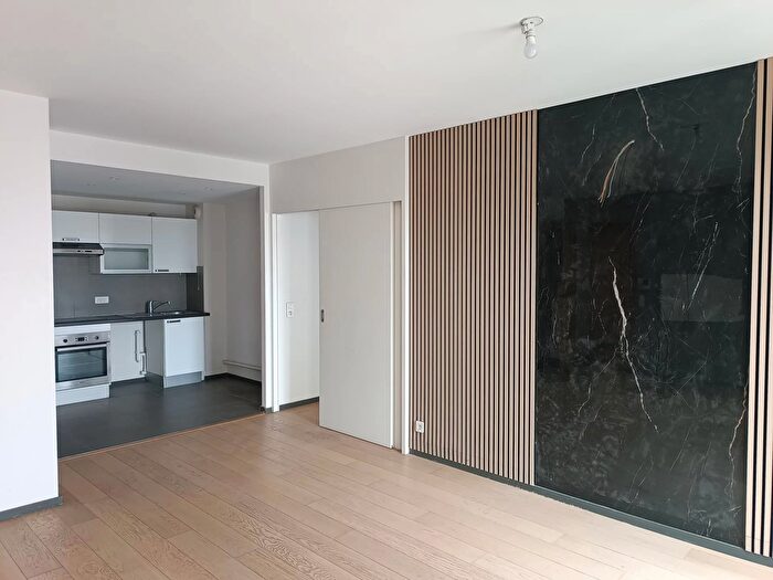 Appartement à vendre - Asnières-sur-Seine, Centre-ville - 2 pièces - 1 chambre