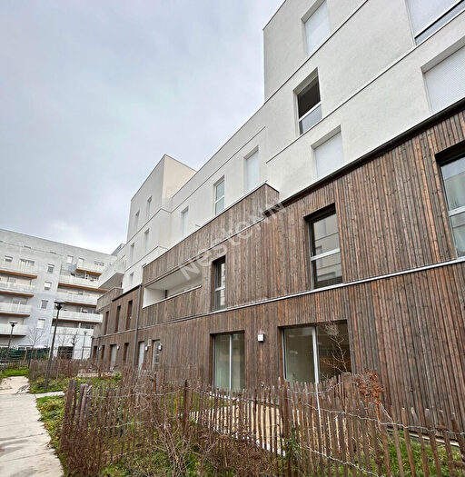 Appartement à vendre - Cergy, Bords dOise - 4 pièces - 2 chambres