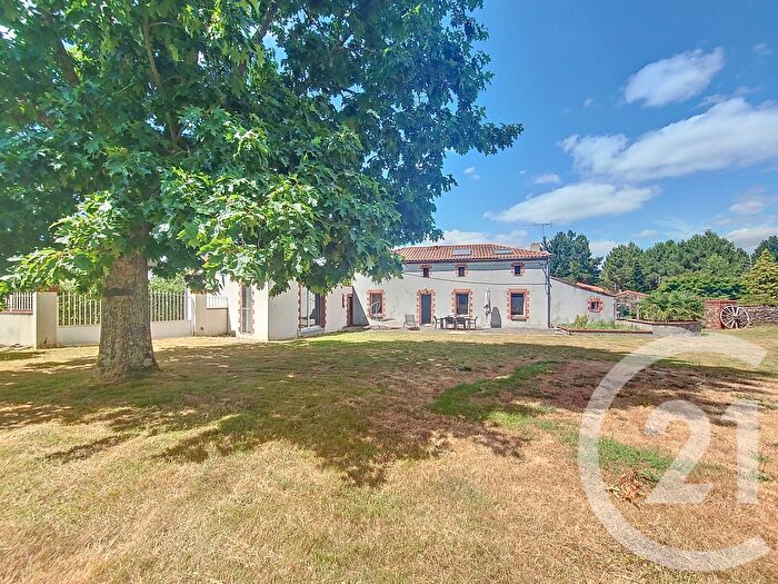 Maison à vendre - Cholet, Leclerc - 6 pièces - 4 chambres