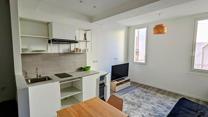 Appartement à vendre - La Ciotat, Centre-ville - 2 pièces - 1 chambre