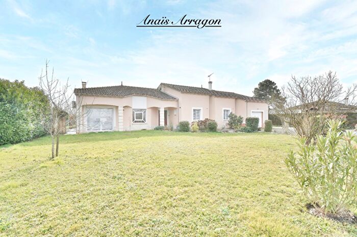 Maison à vendre - Sainte-Livrade-sur-Lot - 8 pièces - 5 chambres