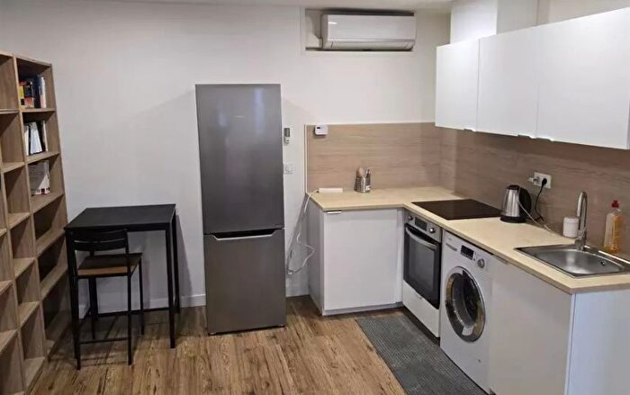 Appartement à louer - Vigneux-sur-Seine, Le Lac - 2 pièces - 1 chambre