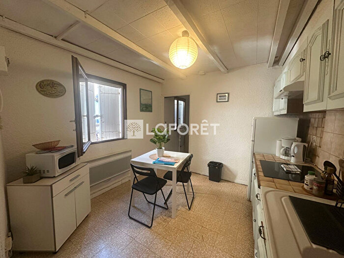 Arles, Centre-ville : Appartement 1 pièce à louer