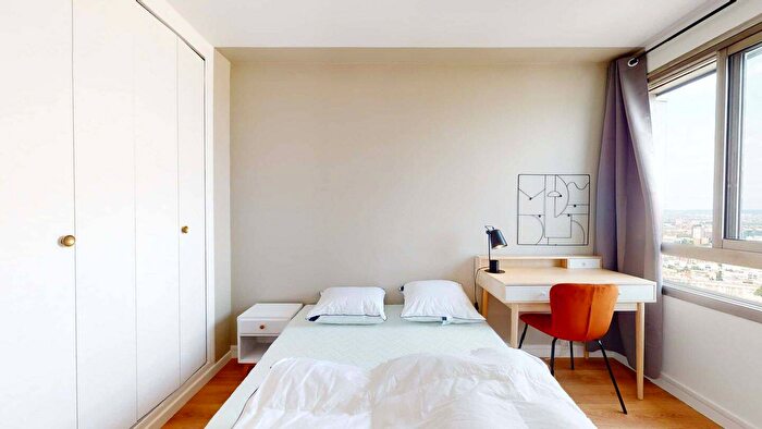 Gambetta, Courbevoie : Appartement 1 pièce à louer