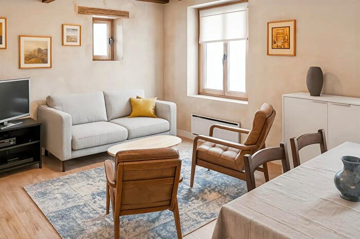 Maison à vendre - Réau - 4 pièces - 3 chambres