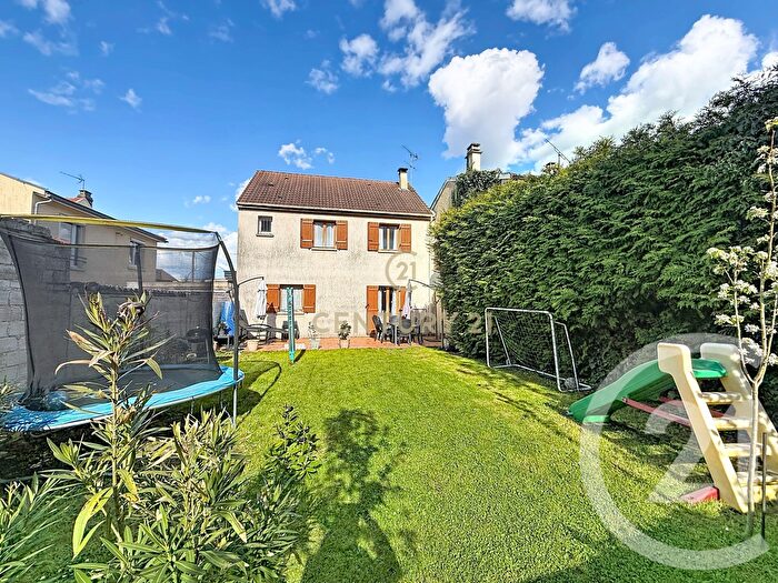 Maison à vendre - Noisy-le-Grand, Centre-ville - 5 pièces - 4 chambres