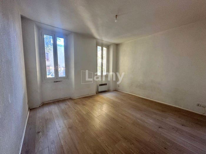 Village Ouest, Trets : Appartement 1 pièce à louer