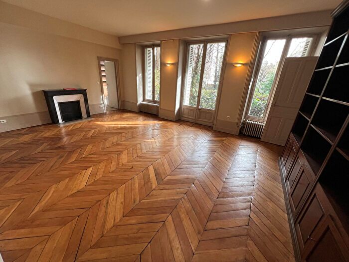Appartement à louer - Clermont-Ferrand, Oradou - 4 pièces - 3 chambres