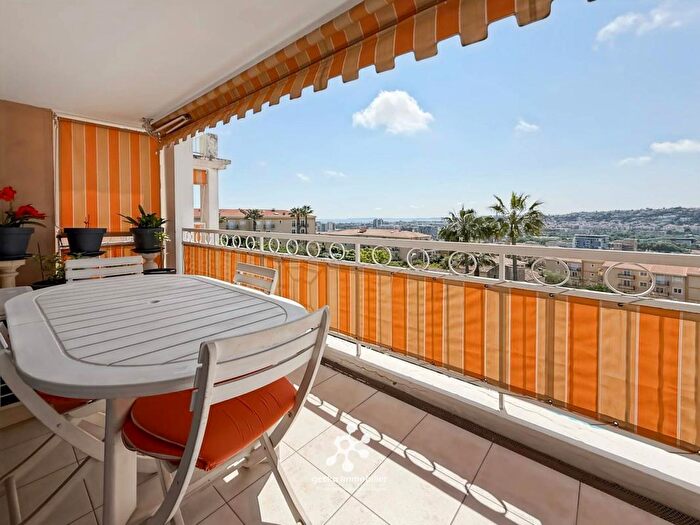 Nice, Sainte-Marguerite : Appartement 4 pièces à vendre