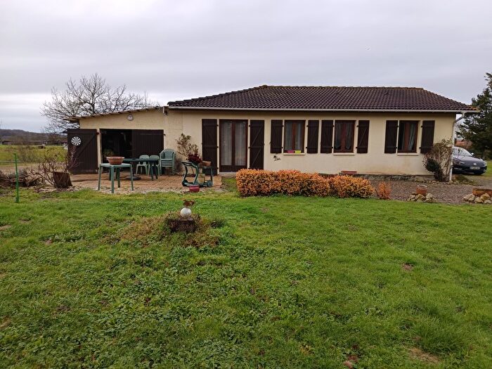 Maison à vendre - Renung - 4 pièces - 3 chambres