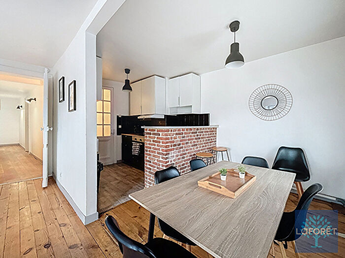 Appartement à vendre - Valenciennes, Cheminots, Acalas, Fb de Lille - 4 pièces - 3 chambres