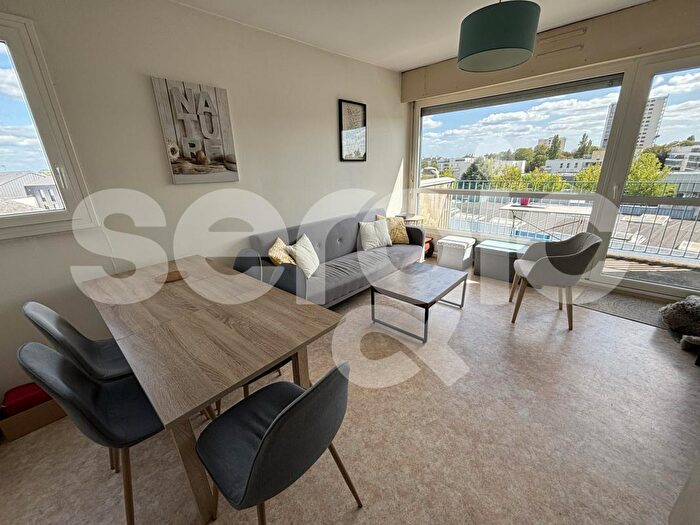 Appartement à louer - Angers, Madeleine, Saint-Léonard, Justices - 1 pièce - 1 chambre