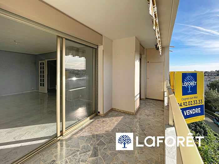 Appartement à vendre - Cagnes-sur-Mer, Le Val Fleuri - 4 pièces - 3 chambres