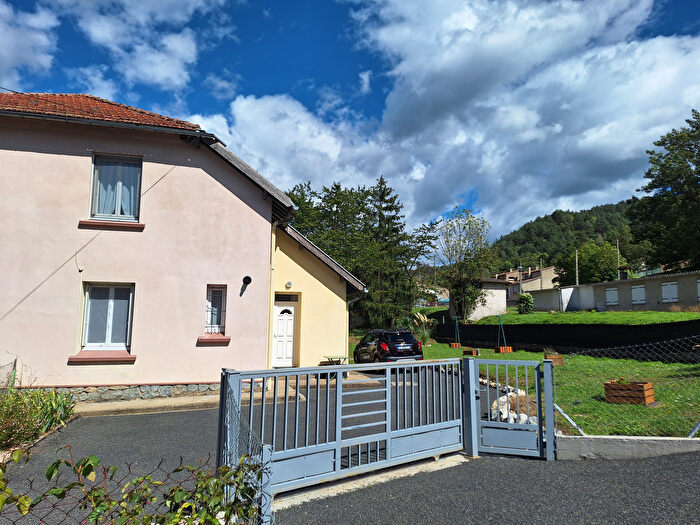 Maison 4 pièces à Axat, à vendre