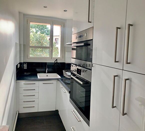 Appartement 4 pièces à louer à Issy-les-Moulineaux, Centre-ville, Corentin Celton, Les Varennes