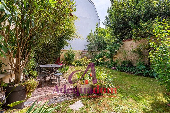 Asnières-sur-Seine, Bécon, Bourguignons - Appartement 4 pièces à vendre