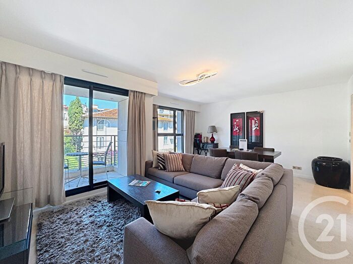 Appartement à vendre - Cannes, Centre-ville - 2 pièces - 1 chambre