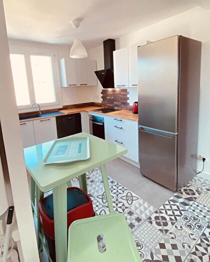 Appartement à louer - Chony, Bourg-lès-Valence - 5 pièces - 4 chambres