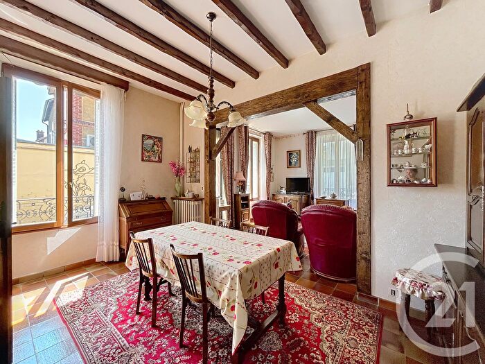 Maisons à vendre et appartements à louer - 2