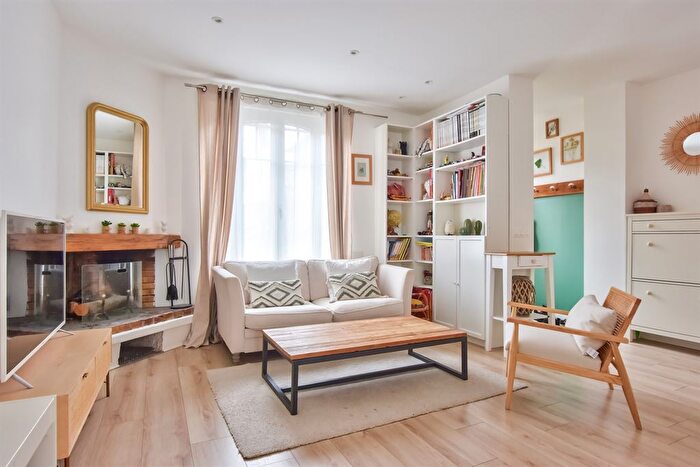 Maison à vendre - Colombes, Centre-ville - 5 pièces - 3 chambres