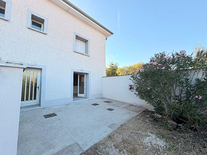 Communay - Appartement 3 pièces à louer