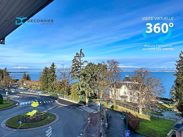 Appartement à vendre - Évian-les-Bains - 4 pièces - 3 chambres