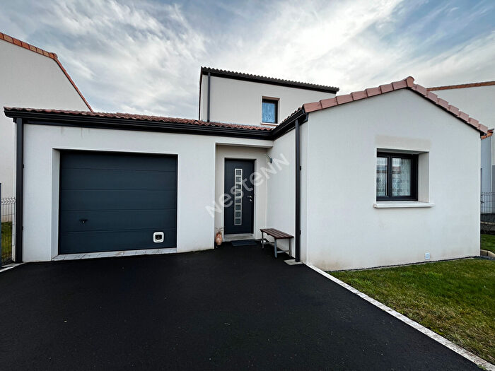 Maison à vendre - Le Pallet - 5 pièces - 3 chambres