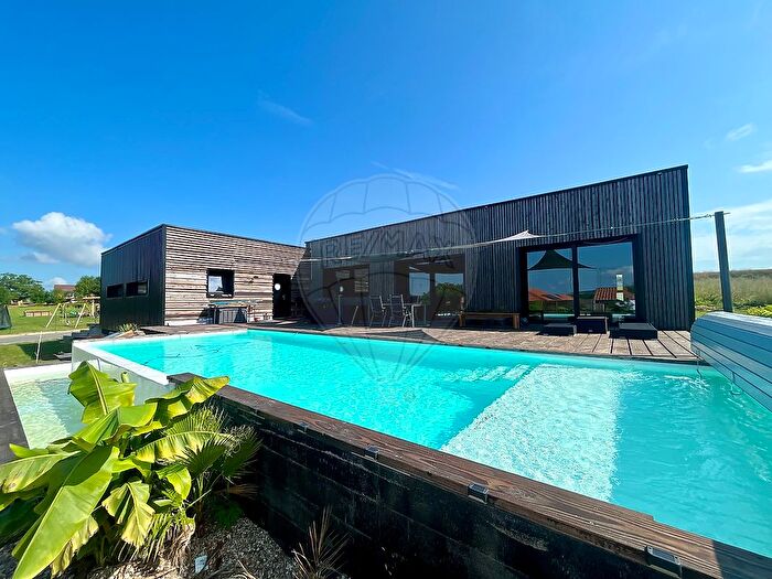 Maison à vendre - Ambly-sur-Meuse - 5 pièces - 3 chambres