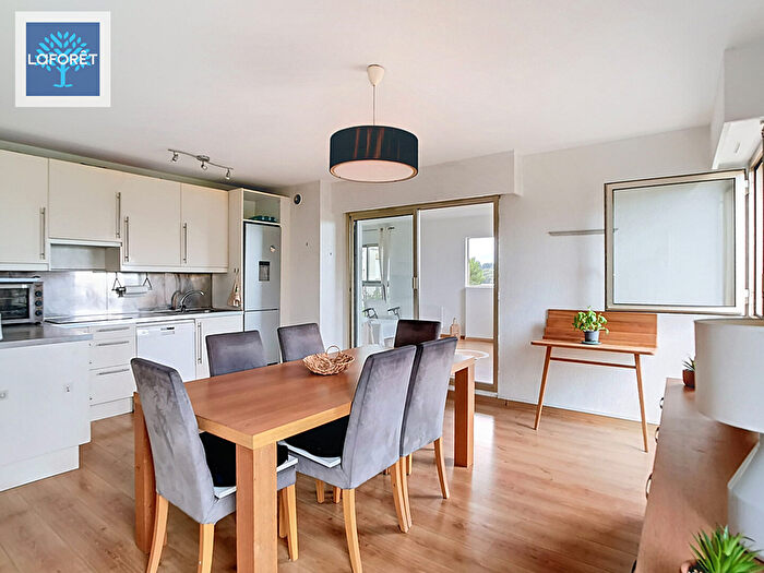 Appartement à vendre - Antibes, Rastines, Super Antibes, Laval, La Fontonne - 3 pièces - 2 chambres